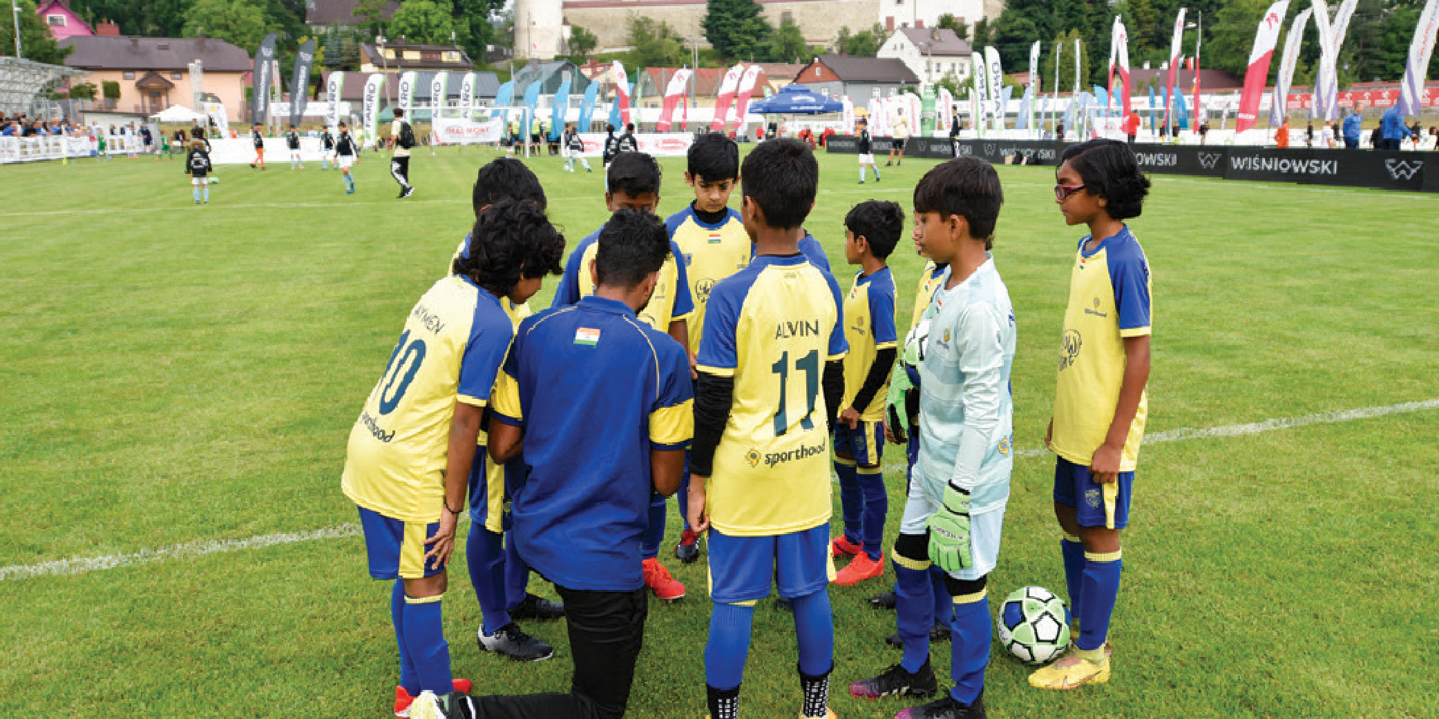 Football, Badminton & Swimming Coaching for Kids & Adults | Sporthood